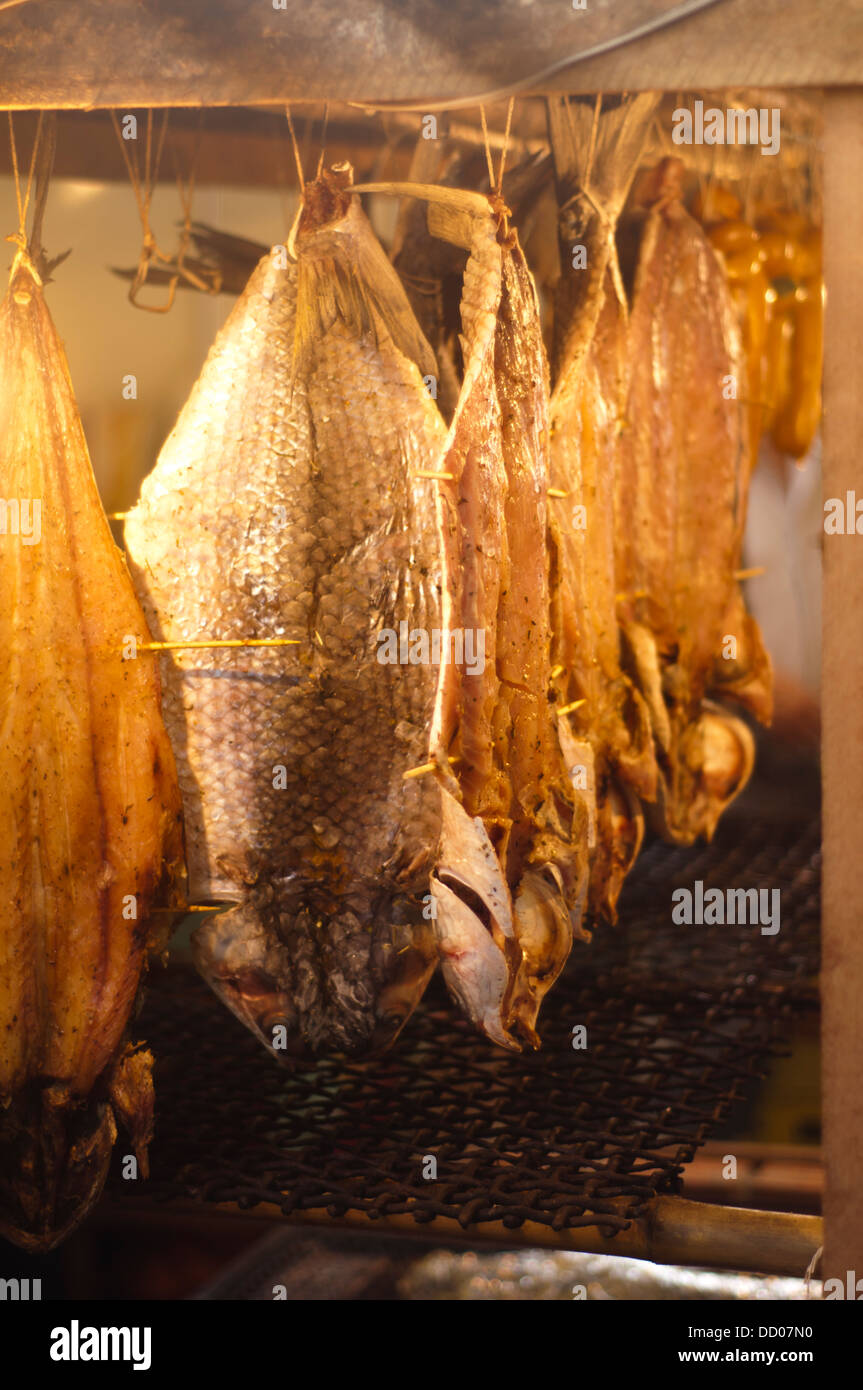 Poisson fumé Banque de photographies et d’images à haute résolution - Alamy