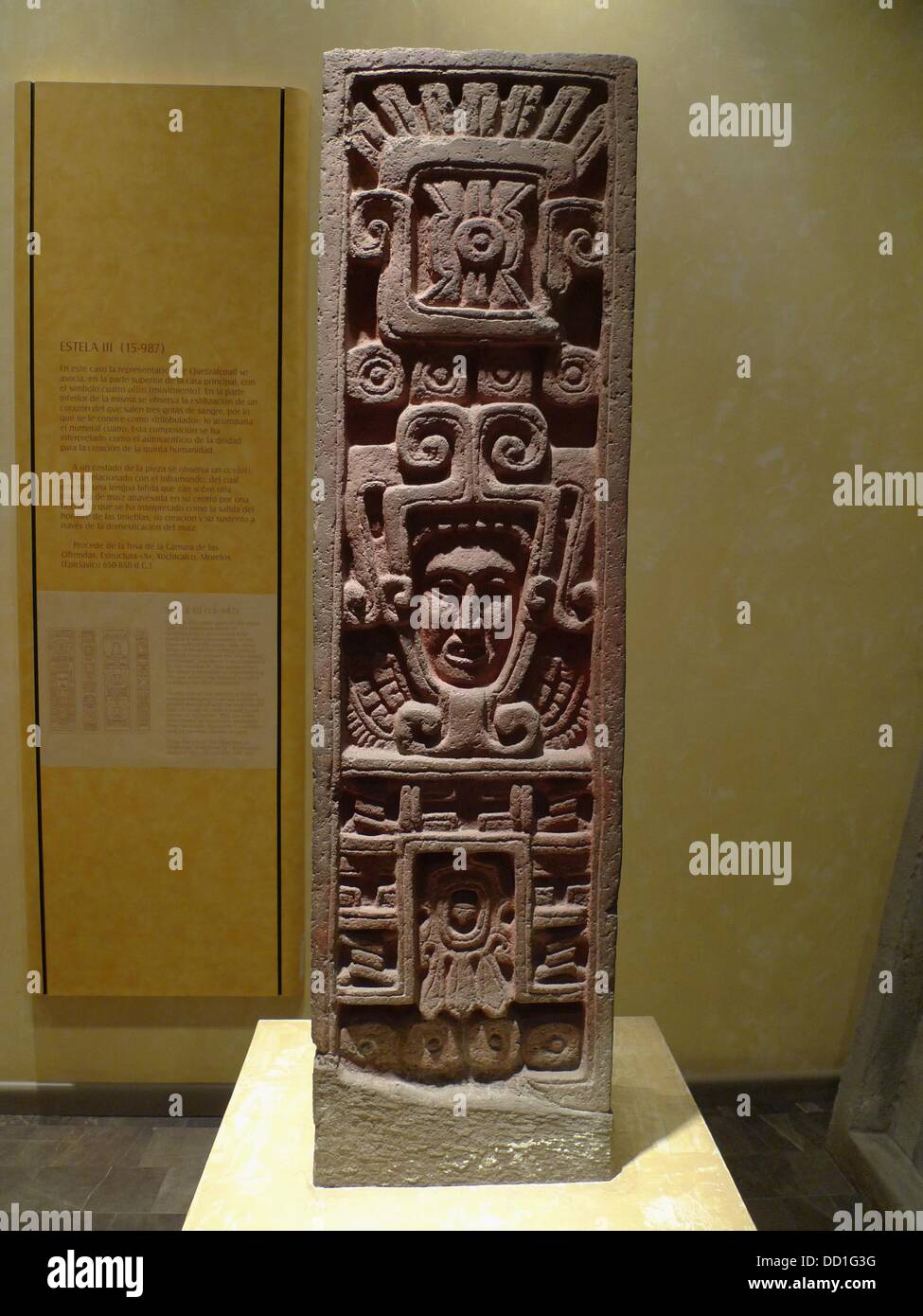 Toltec mask Banque de photographies et d’images à haute résolution - Alamy