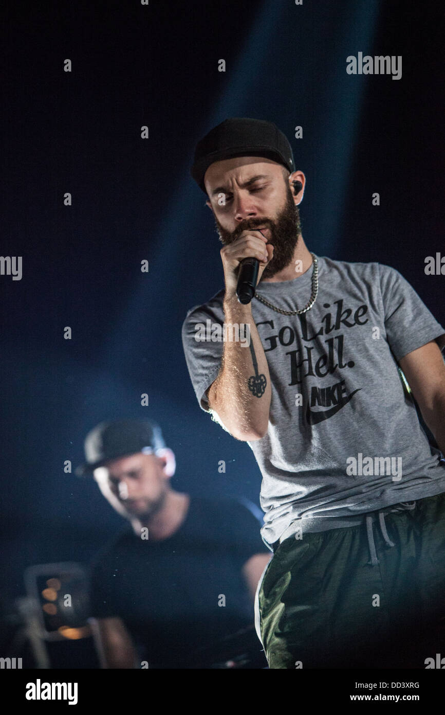 Concert woodkid Banque de photographies et d’images à haute résolution ...