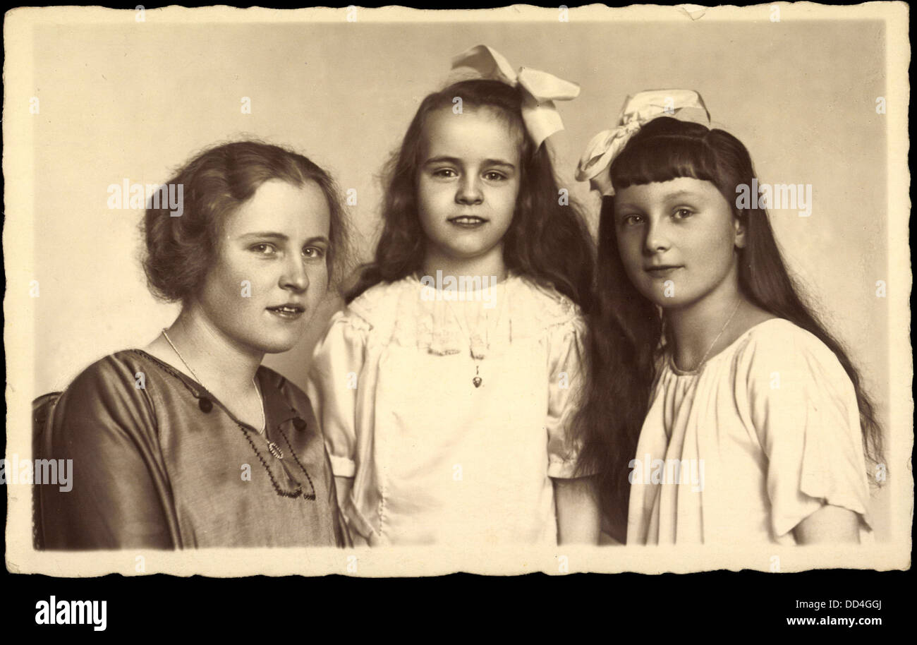 Ak karoline zur lippe prinzessin Banque de photographies et d’images à ...