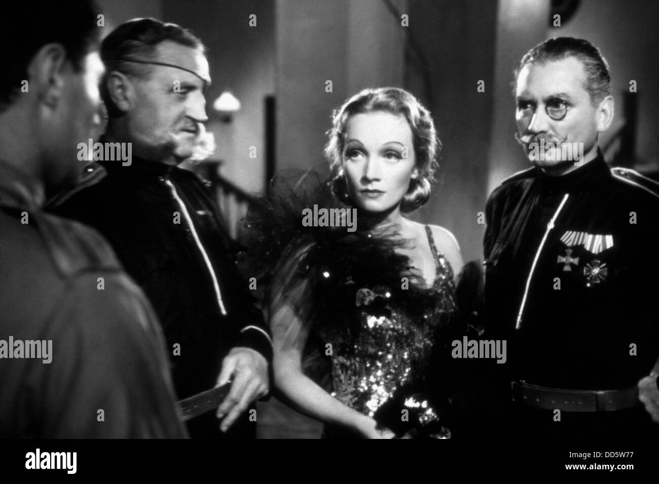 Chevalier sans armure (1937) CHEVALIER SANS ARMURE (ALT) Marlene ...