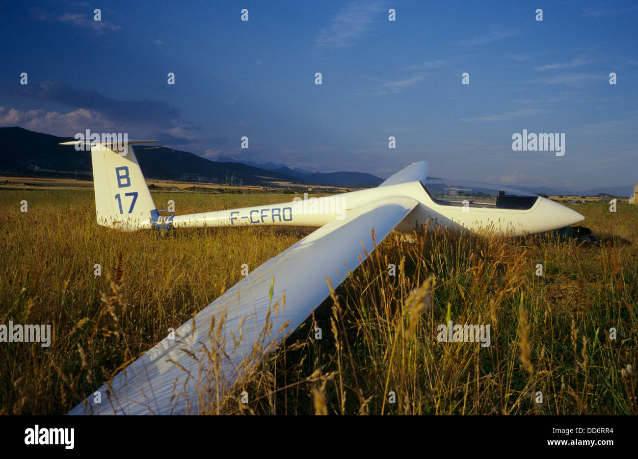 Champ d'avion Banque de photographies et d’images à haute résolution ...