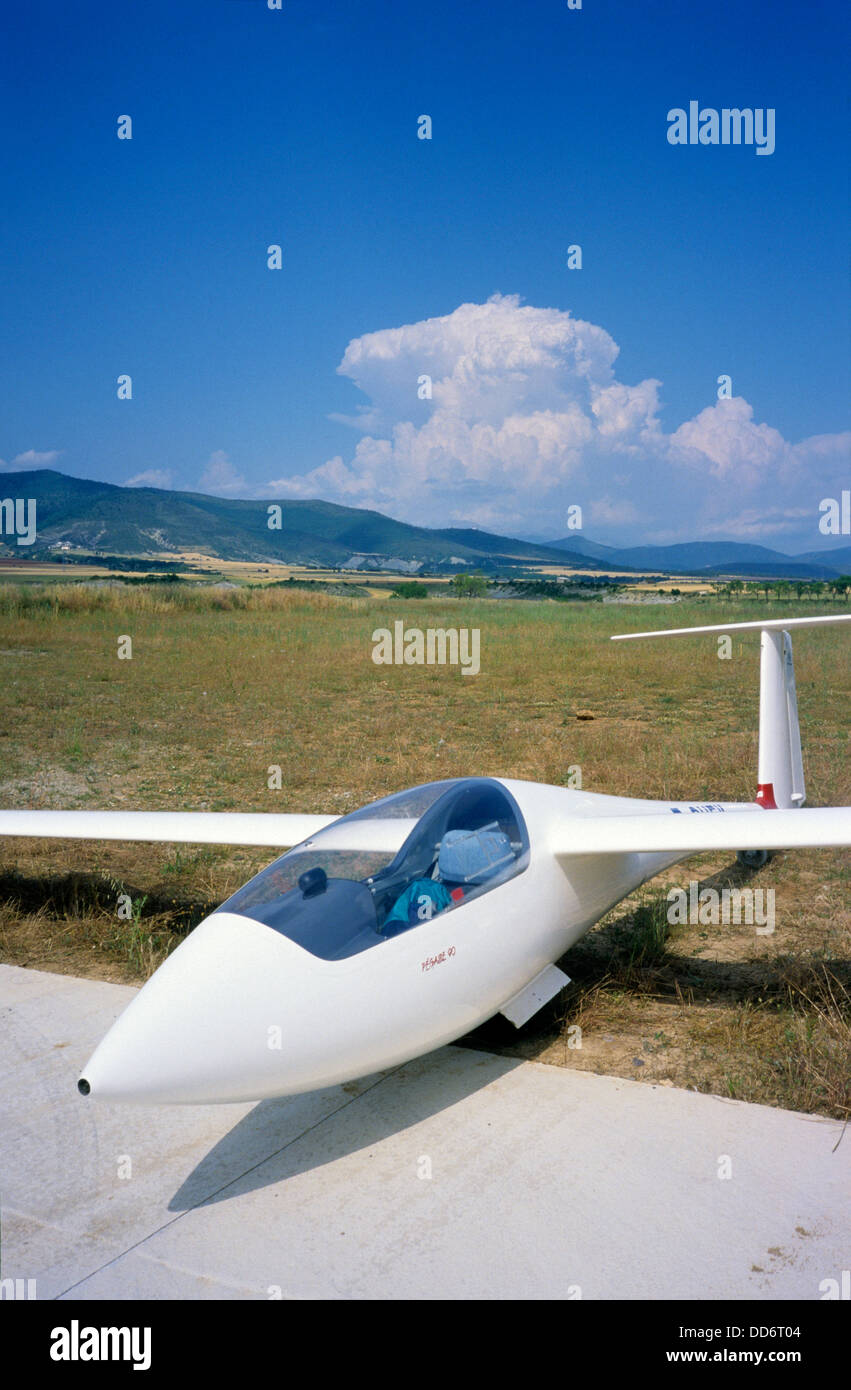 Champ d'avion Banque de photographies et d’images à haute résolution ...