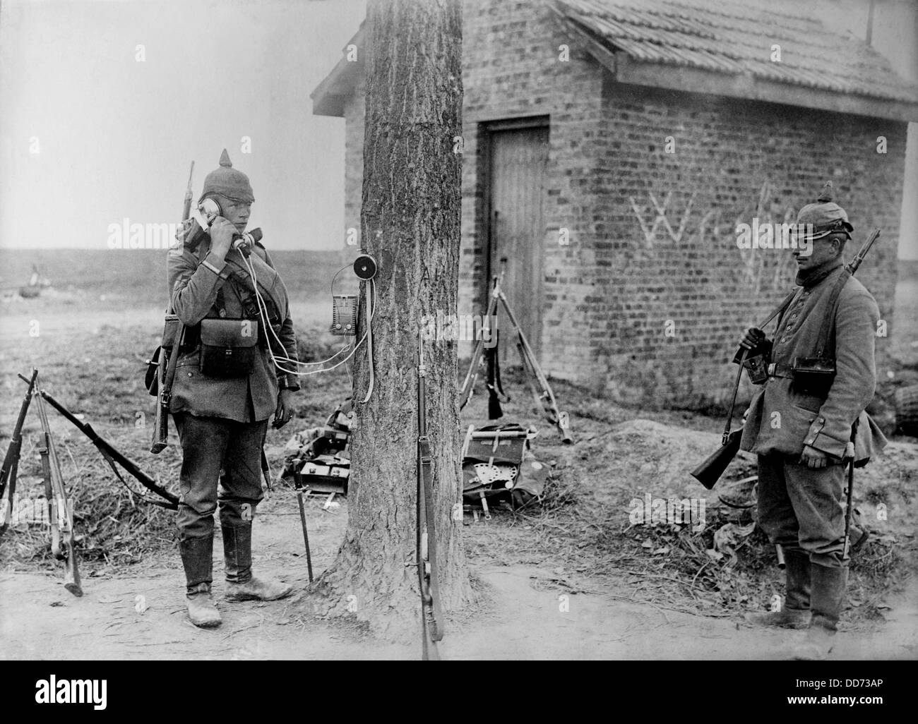 Ww1 Telephone Banque d'image et photos - Alamy