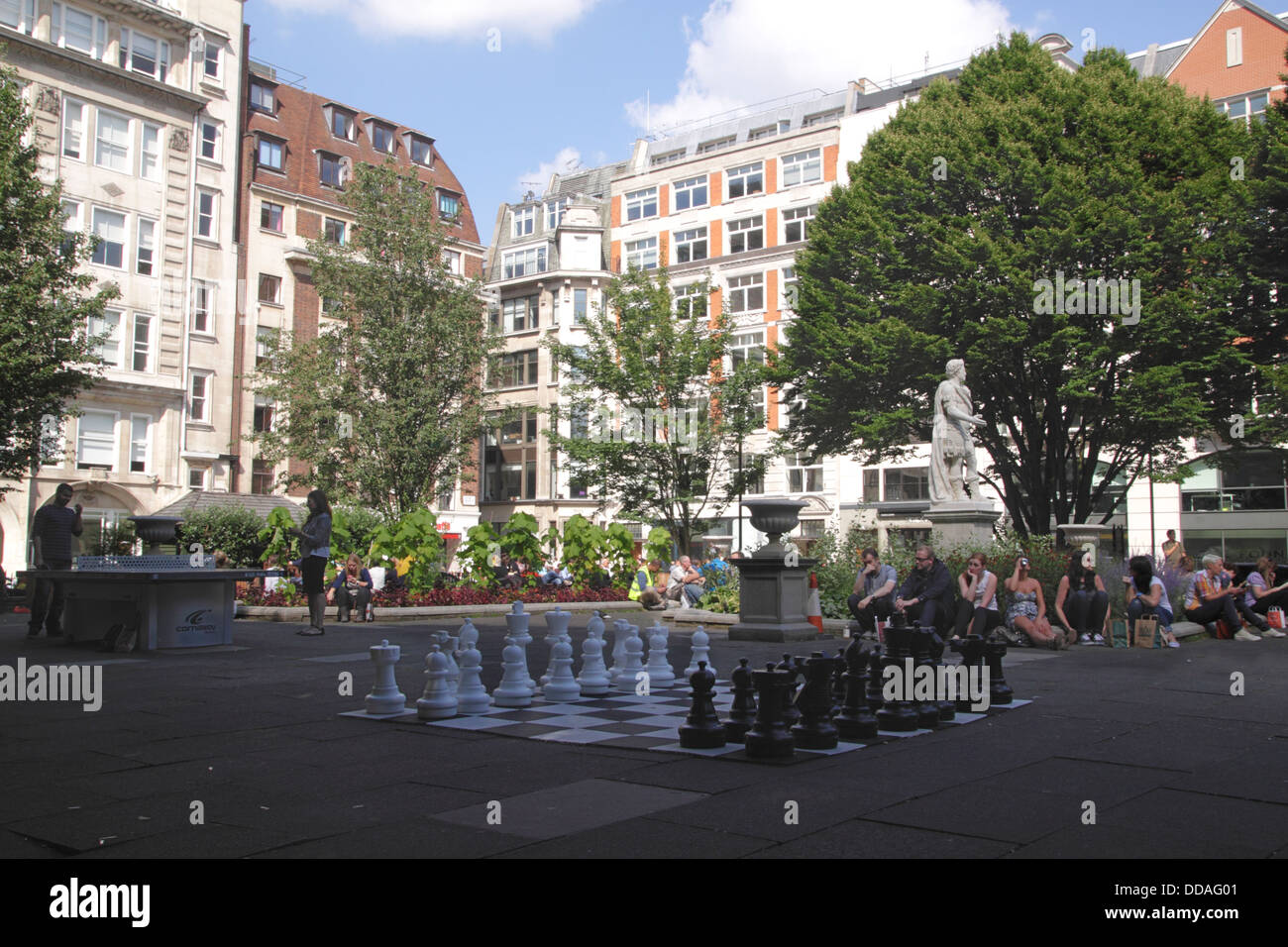 Golden square london Banque de photographies et d’images à haute ...