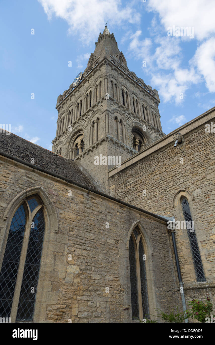 église de st kyneburgha Banque de photographies et d’images à haute ...