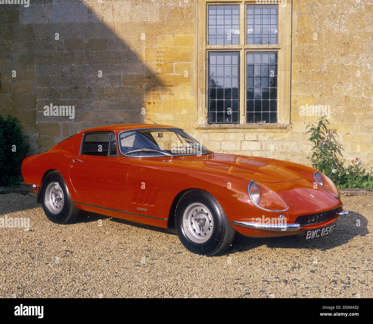 1968 ferrari Banque de photographies et d’images à haute résolution - Alamy