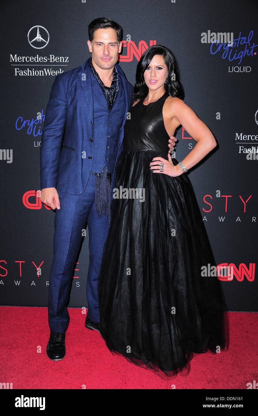 Joe manganiello and bridget peters Banque de photographies et d’images ...