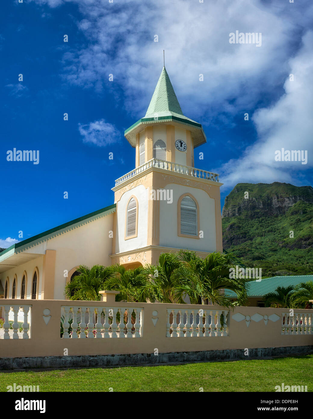 Faanui Église protestante. Bora Bora. La Polynésie française Photo ...