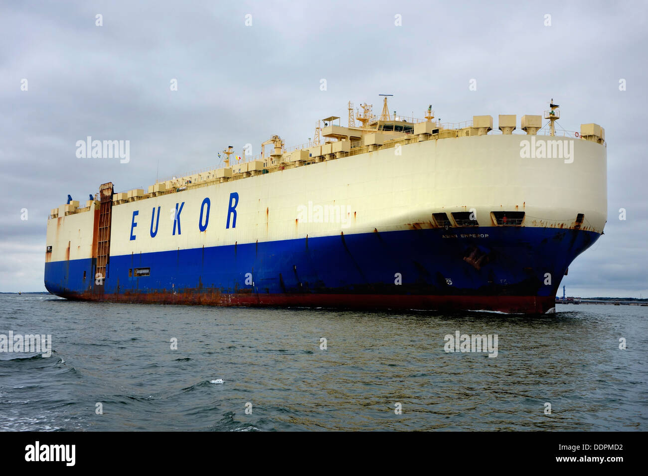 Eukor car ship Banque de photographies et d’images à haute résolution ...