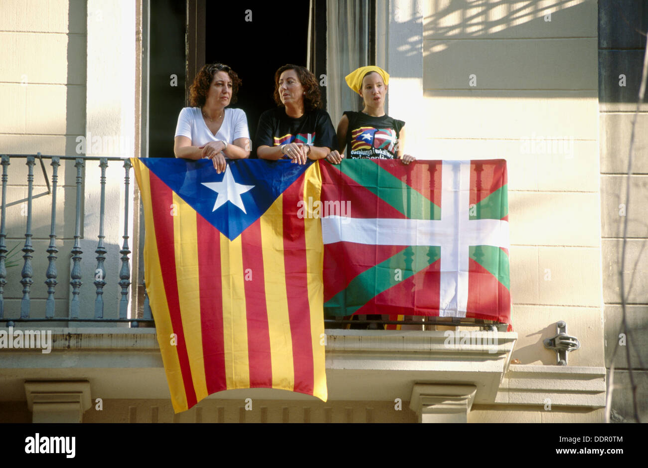 Pays basque drapeaux Banque de photographies et d’images à haute ...
