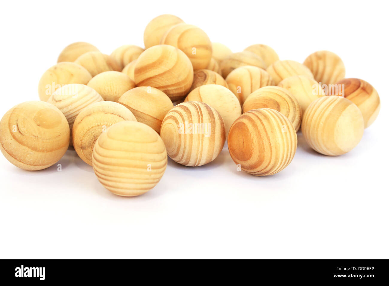 Boules en bois Banque de photographies et d’images à haute résolution ...