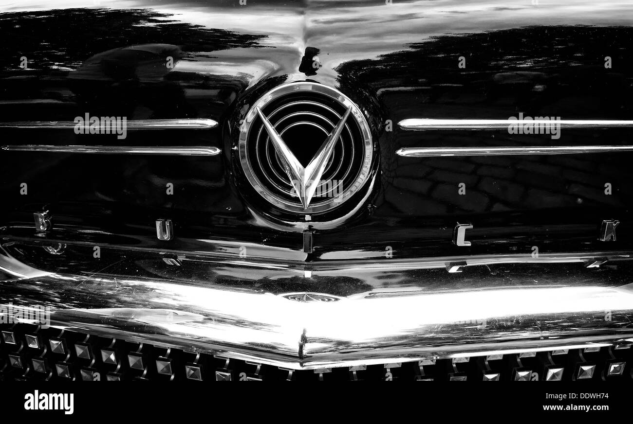 Buick symbol Banque de photographies et d’images à haute résolution - Alamy