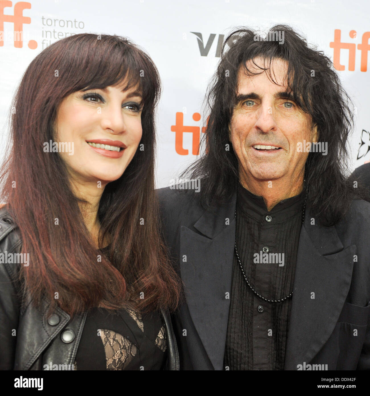 Femme sheryl cooper pendant Banque de photographies et d’images à haute ...