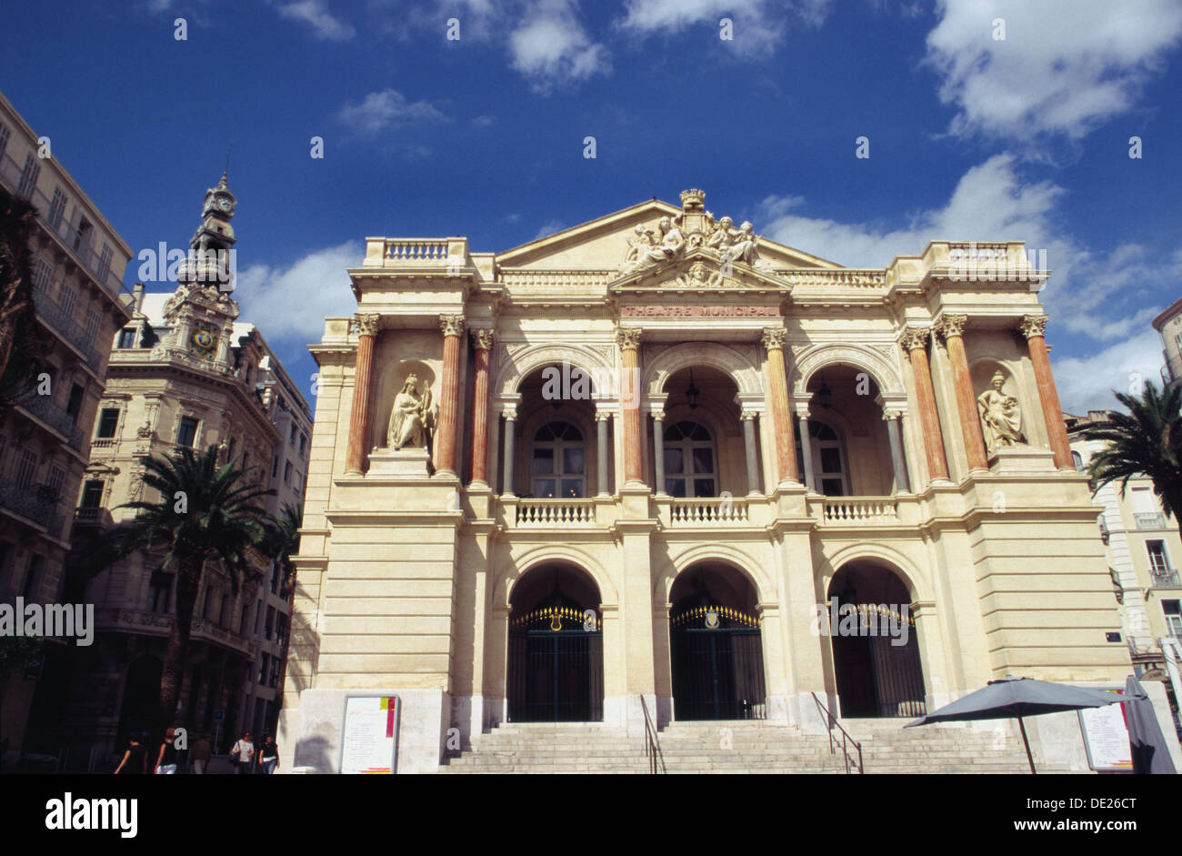 Toulon opera Banque de photographies et d’images à haute résolution - Alamy