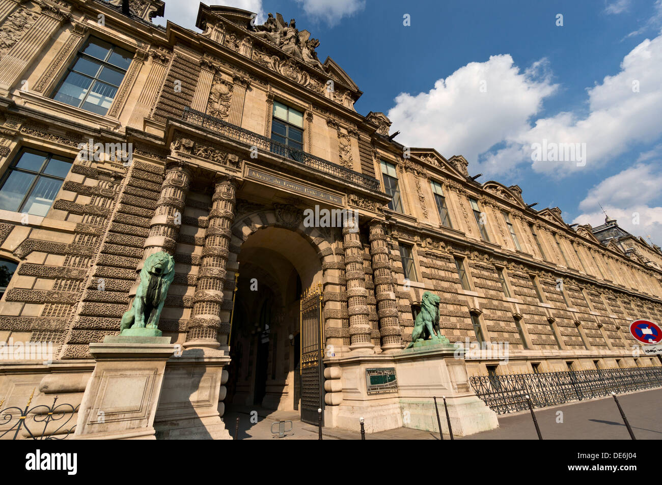 Porte des lions louvre Banque de photographies et d’images à haute ...
