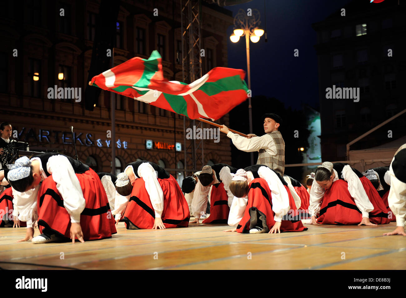 Basque folklore Banque de photographies et d’images à haute résolution ...