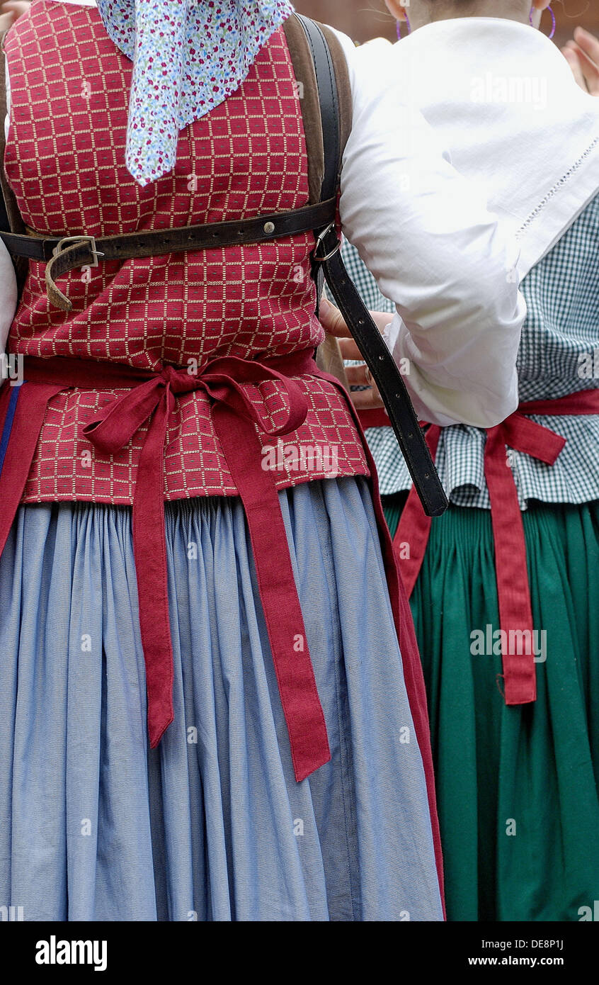 Child traditional basque dress Banque de photographies et d’images à ...