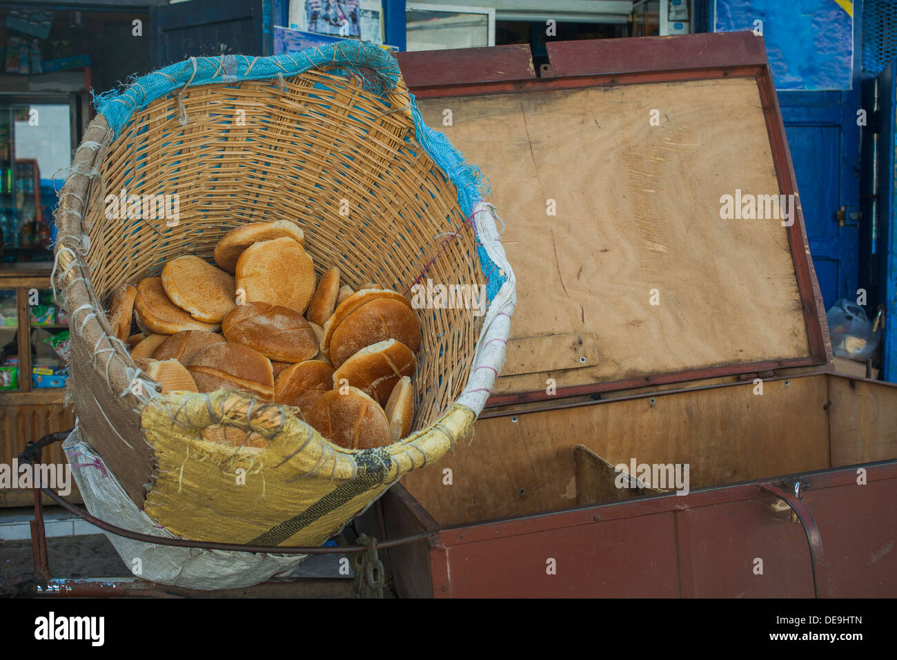 Panier en osier maroc Banque de photographies et d’images à haute ...
