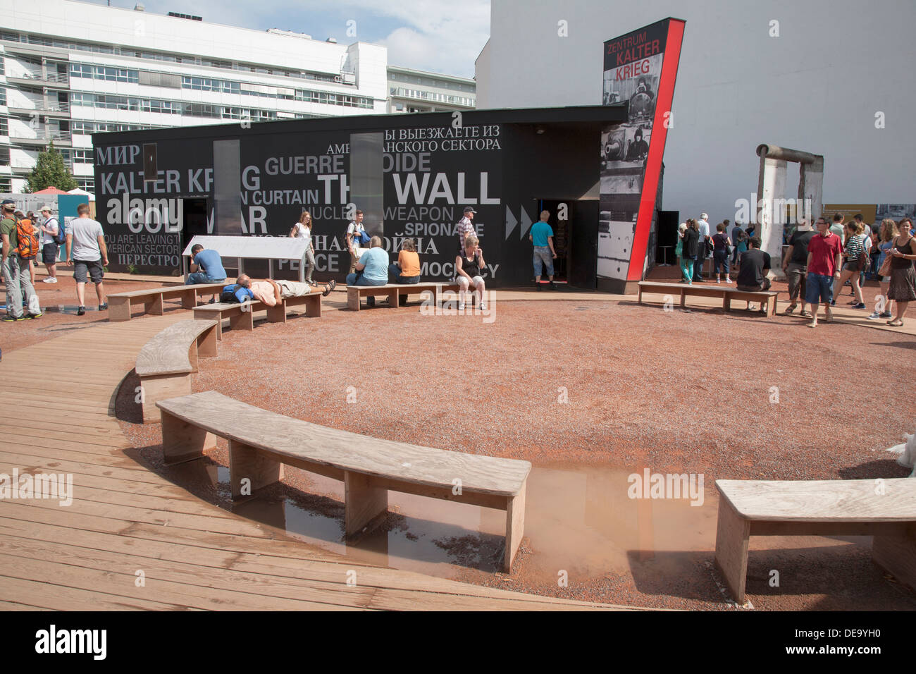 Checkpoint wwii Banque de photographies et d’images à haute résolution ...