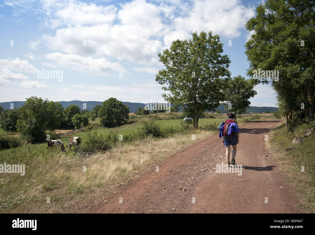 Pèlerinage sur le GR65 Le Chemin de Saint Jacques walking route à ...