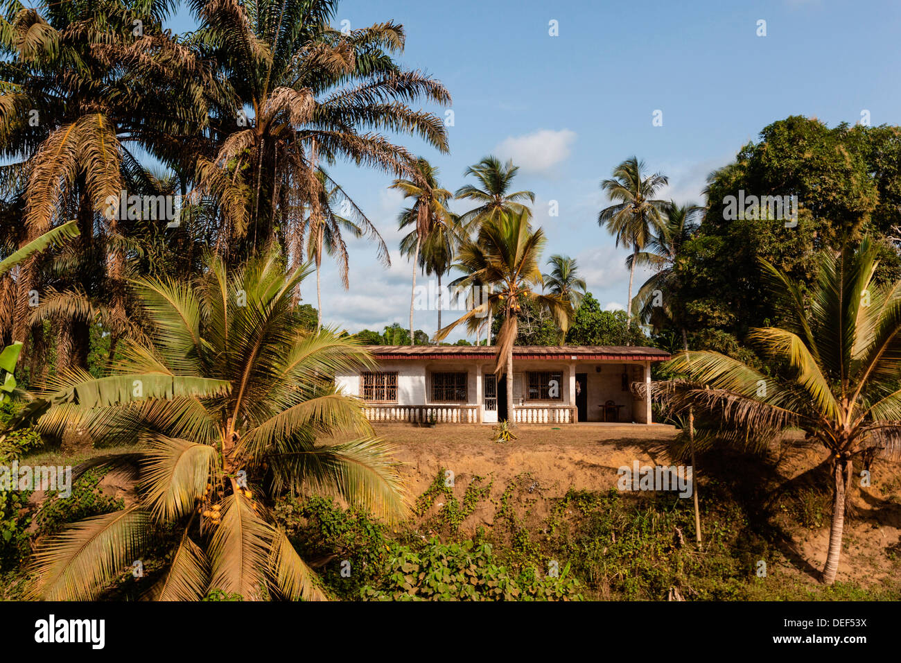 Kribi cameroun Banque de photographies et d’images à haute résolution ...