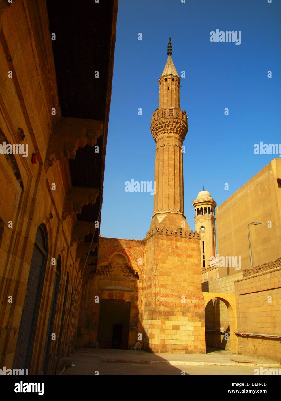 Dome al azhar mosque cairo egypt Banque de photographies et d’images à ...