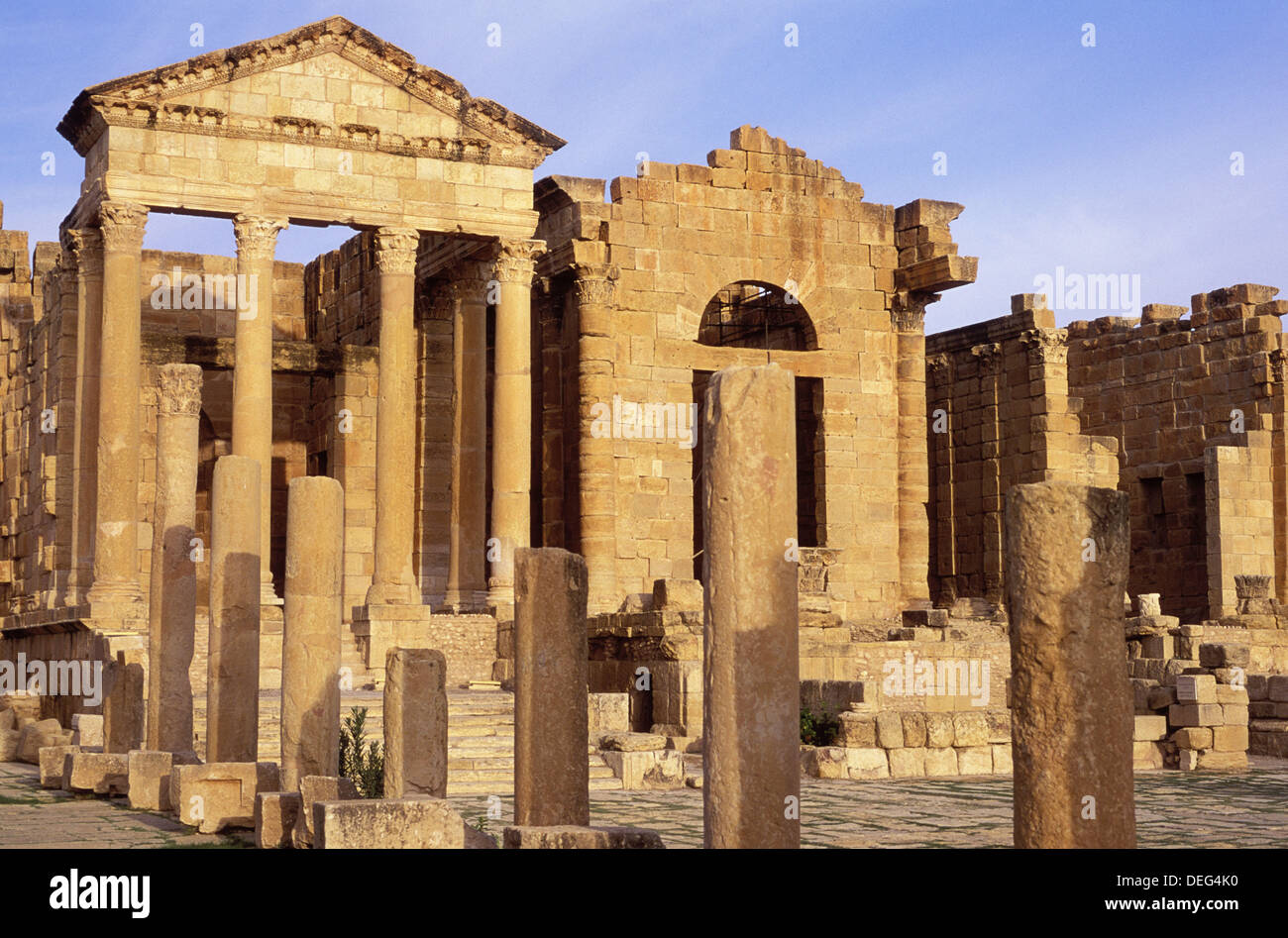 Capitol With Temple Of Jupiter Banque d'image et photos - Alamy