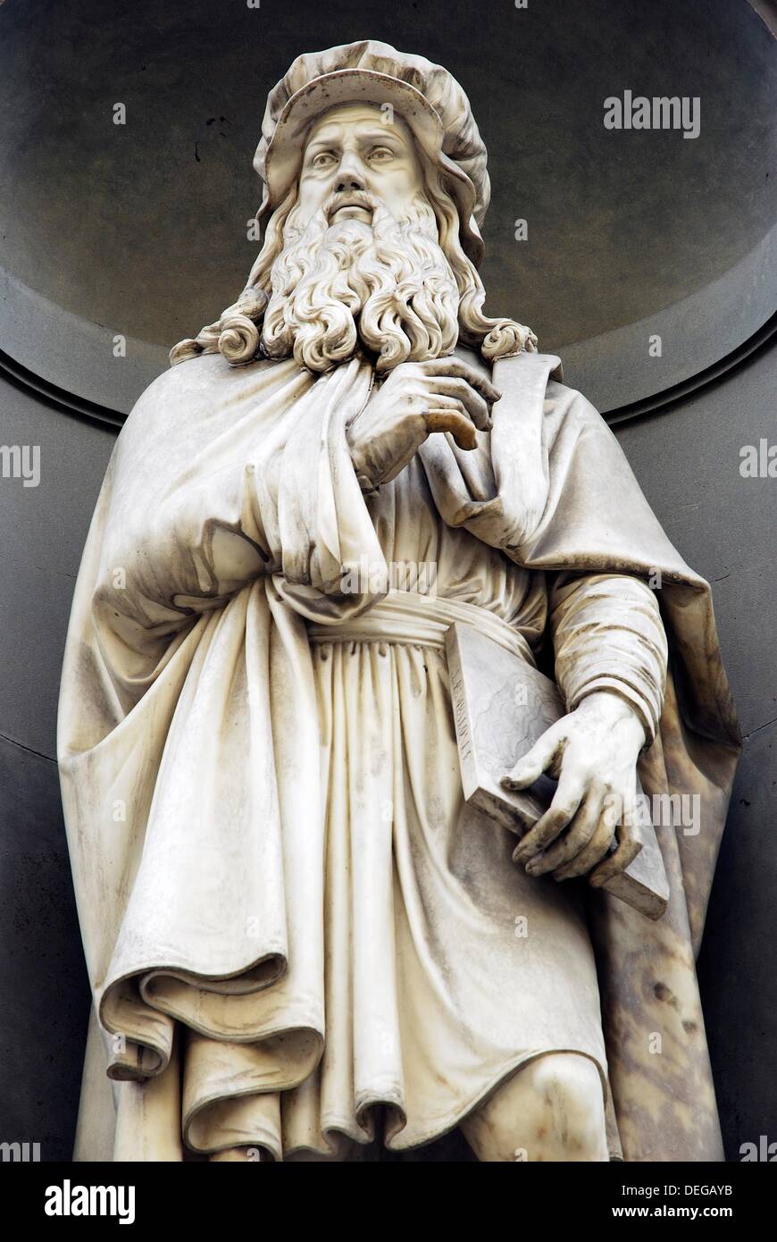 Sculpture De Lãonard De Vinci