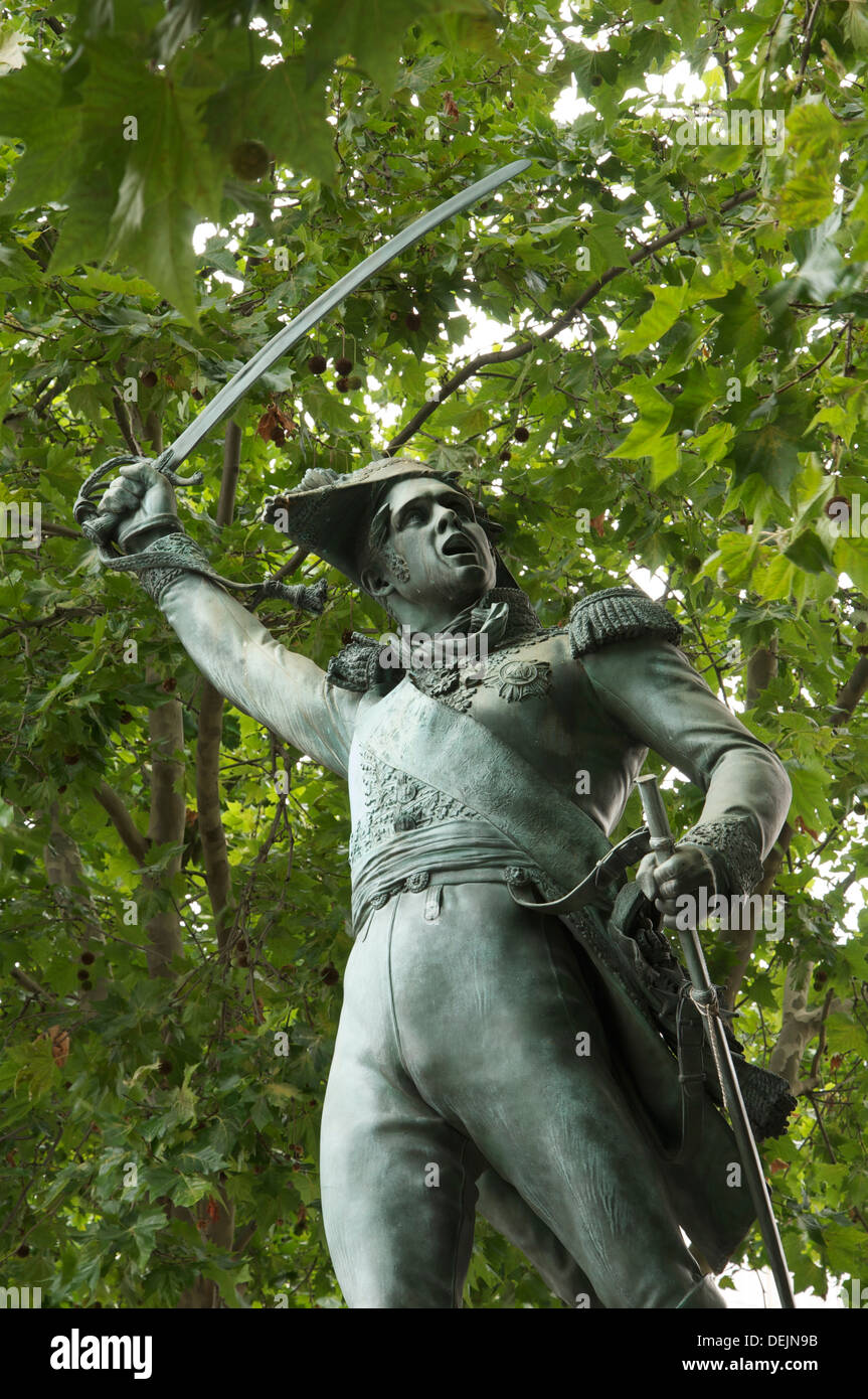 Statue marechal ney Banque de photographies et d’images à haute ...