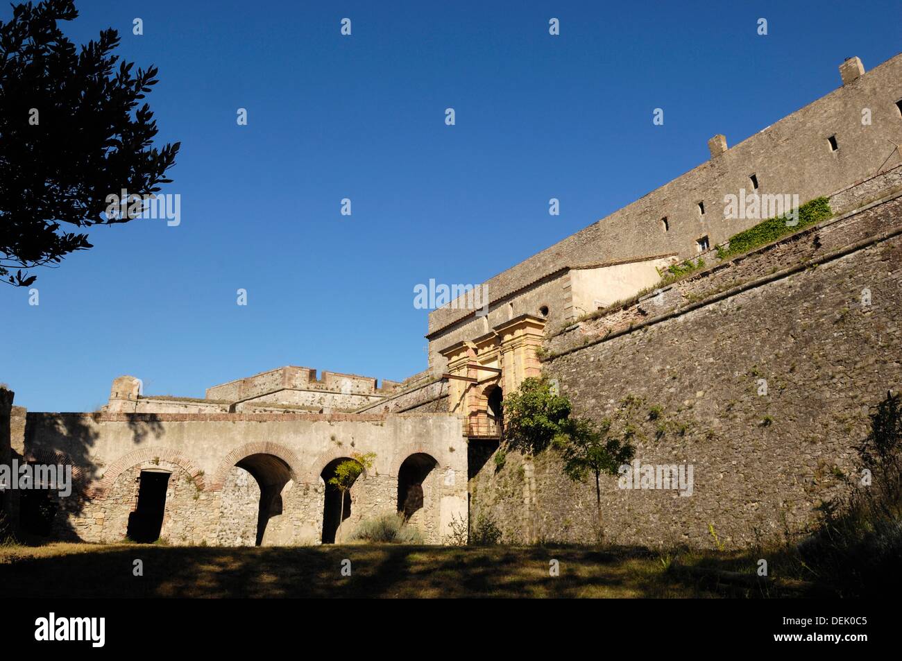 Fort de bellegarde Banque de photographies et d’images à haute ...