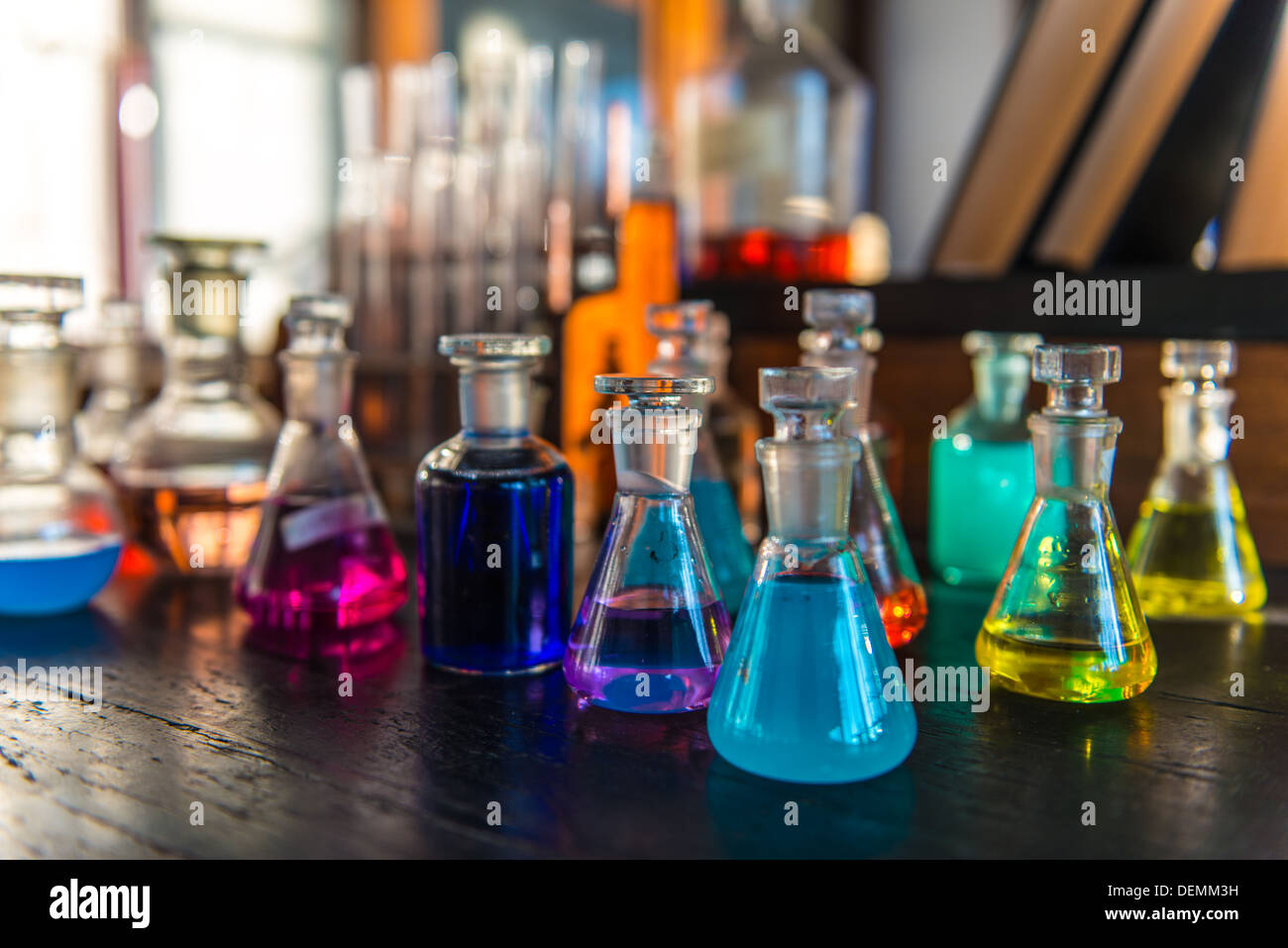 Chemistry lab Banque de photographies et d’images à haute résolution ...