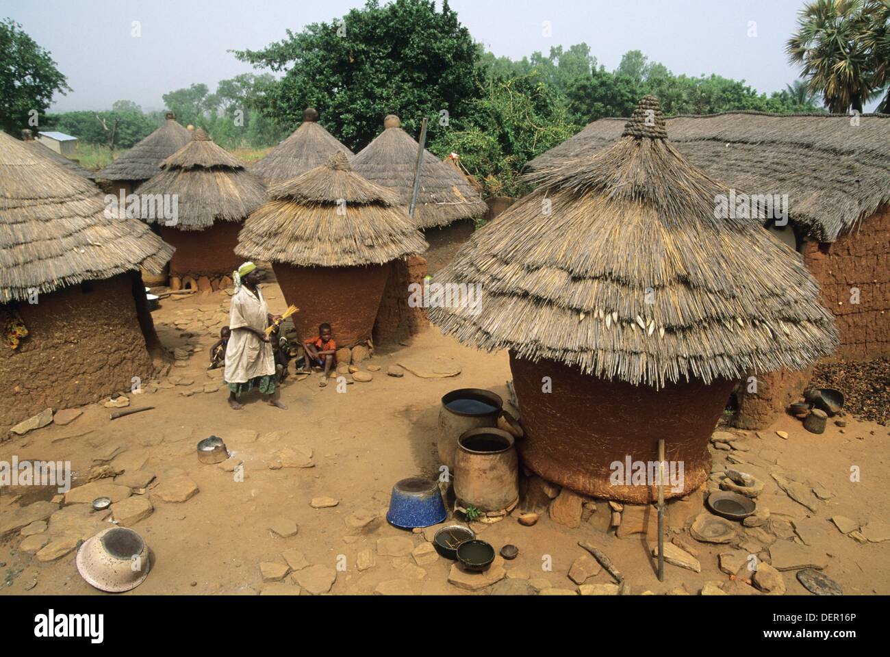 Village taneka koko Banque de photographies et d’images à haute ...