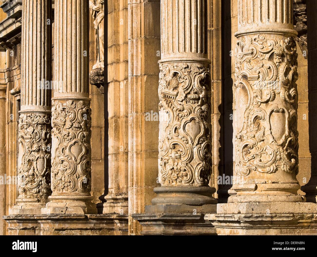 Colonnes baroques Banque de photographies et d’images à haute ...