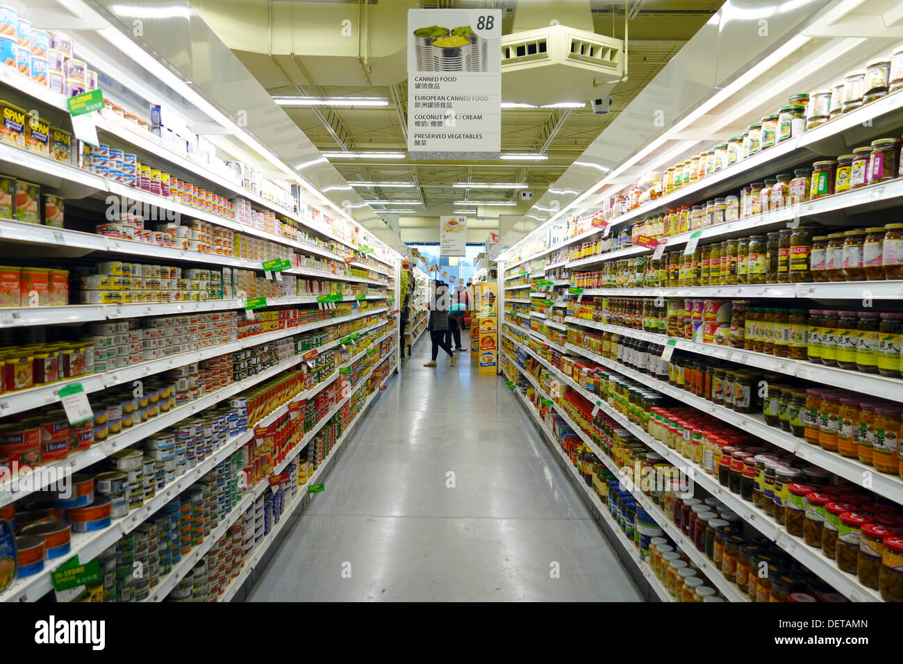 Supermarket aisle in toronto canada Banque de photographies et d’images ...