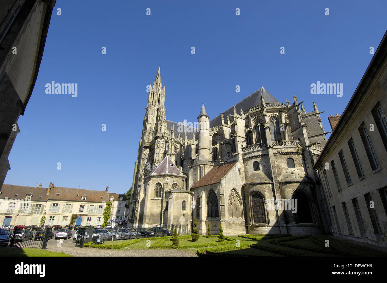 City of senlis Banque de photographies et d’images à haute résolution ...