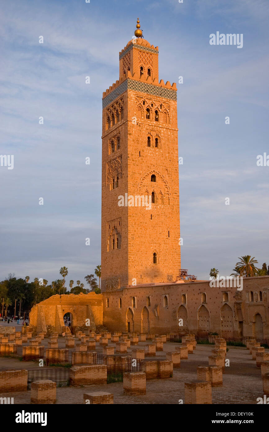 Minaret de la Koutoubia, la plus grande mosquée de Marrakech, Marrakech ...