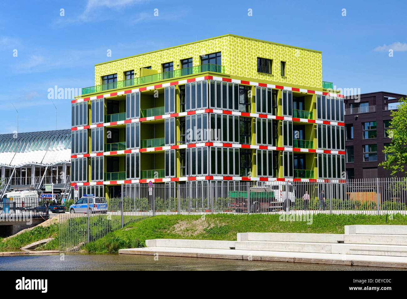 Biq house Banque de photographies et d’images à haute résolution - Alamy