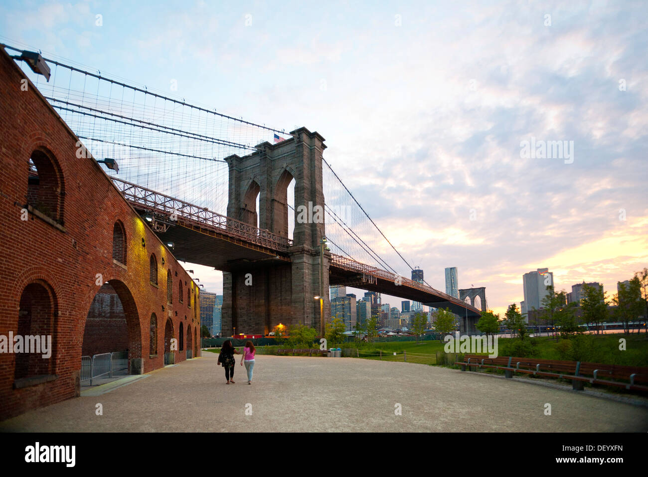 Voir quartier dumbo Banque de photographies et d’images à haute ...