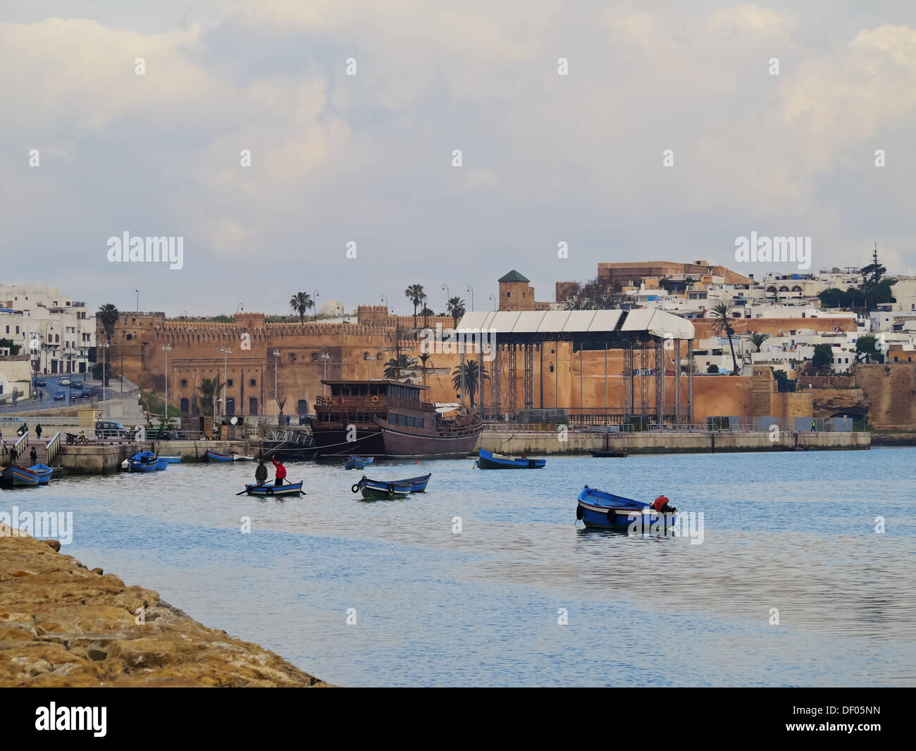 Tour hassan bouregreg Banque de photographies et d’images à haute ...