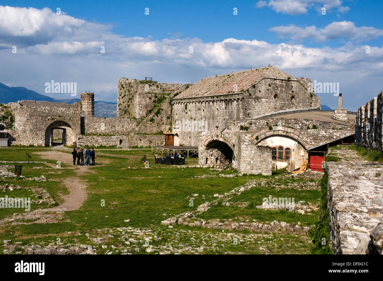 Rozafa castle Banque de photographies et d’images à haute résolution ...