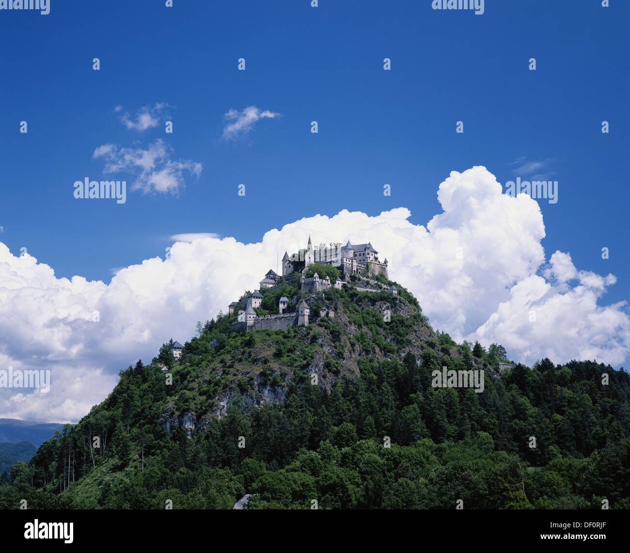 Snow whites disney castle Banque de photographies et d’images à haute ...
