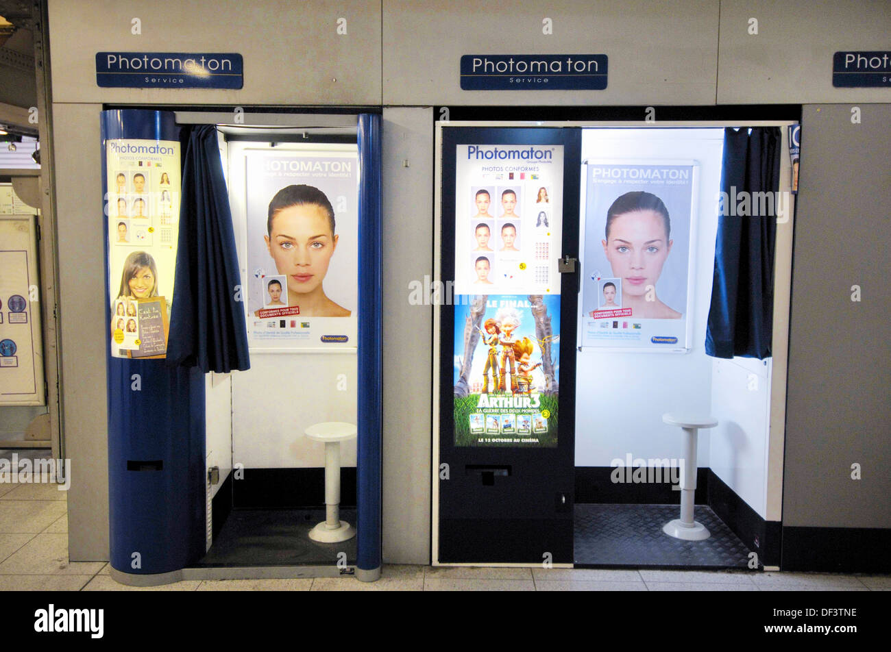 Photomaton Station De Métro Paris Banque d'image et photos - Alamy