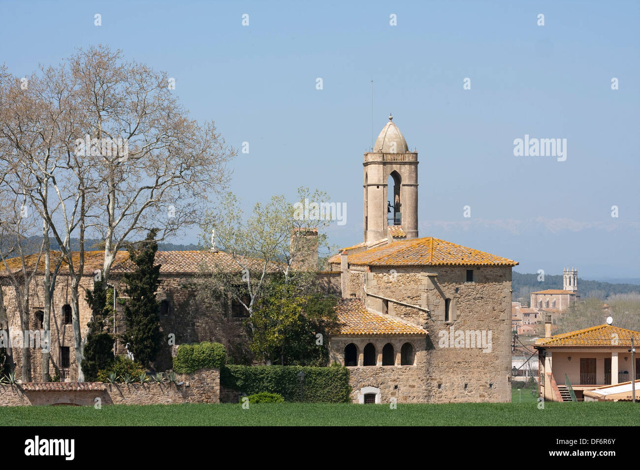 Le château de Púbol, siglo XI Castillo Gala-Dalí Museo y antigua ...