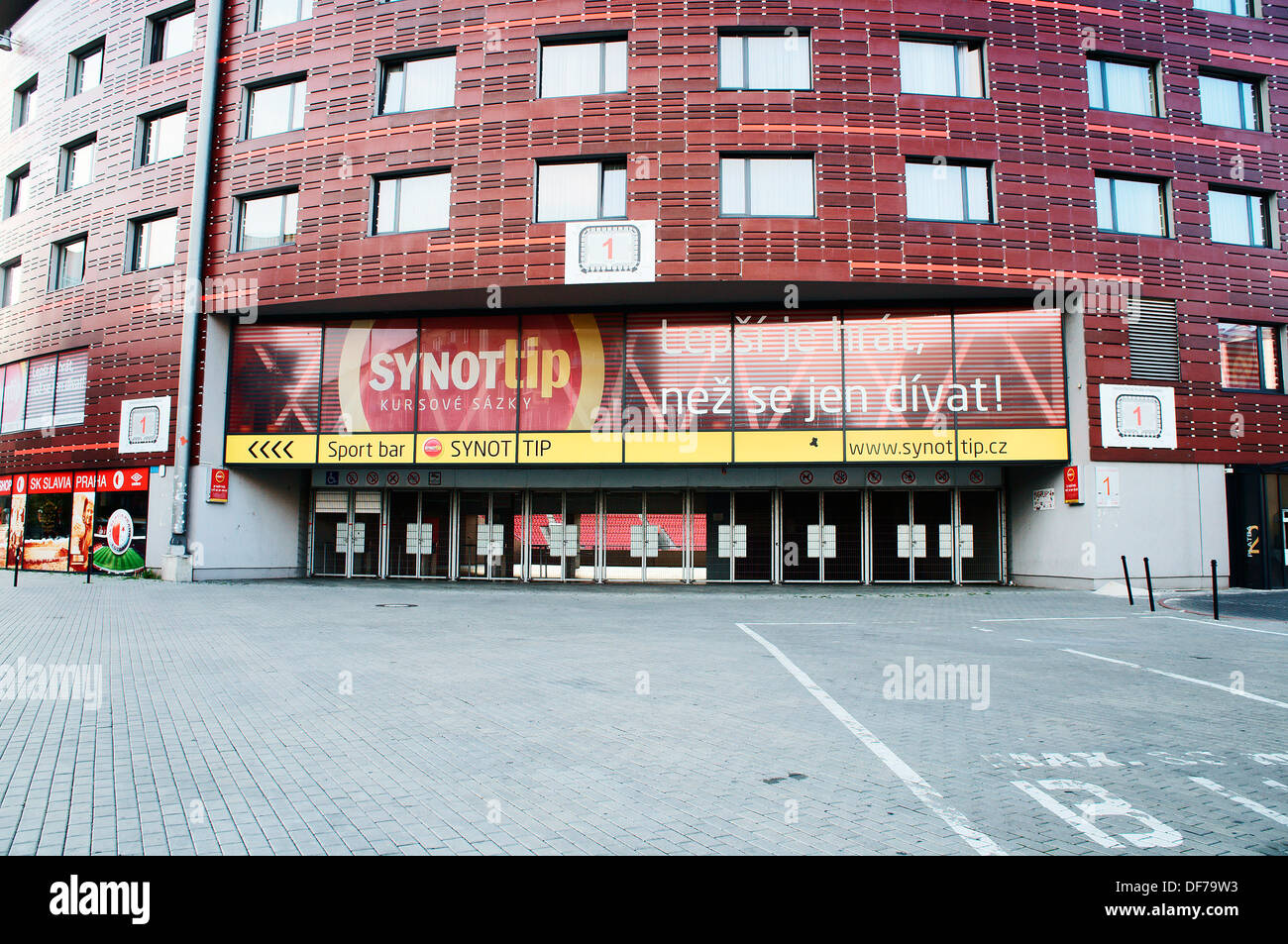Sk Slavia Prague Stadium Eden Banque d'image et photos - Alamy