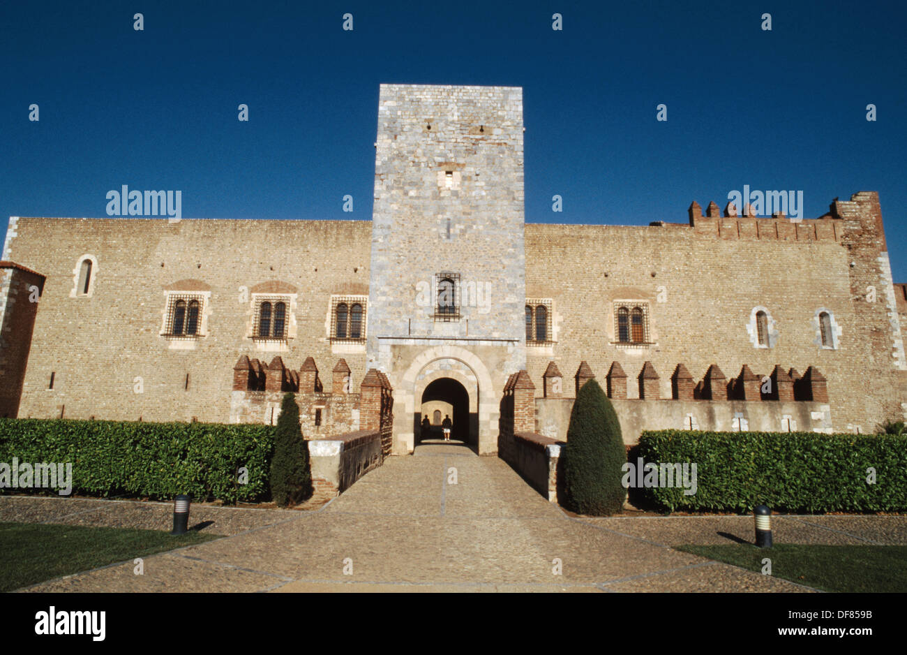 Château des Rois de Majorque construit en 1276. Perpignan, France Photo ...