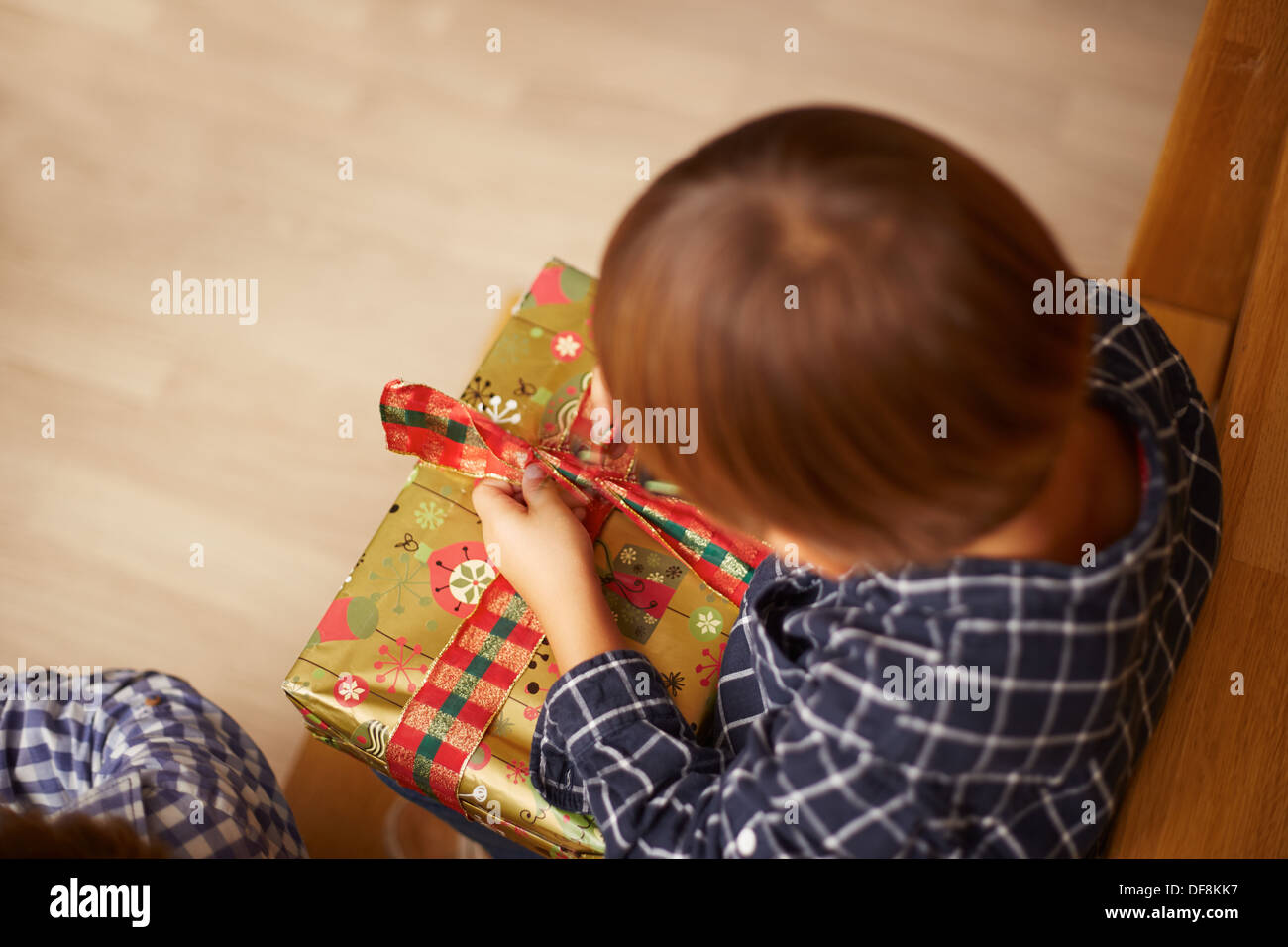 Un cadeau de noel Banque de photographies et d’images à haute ...
