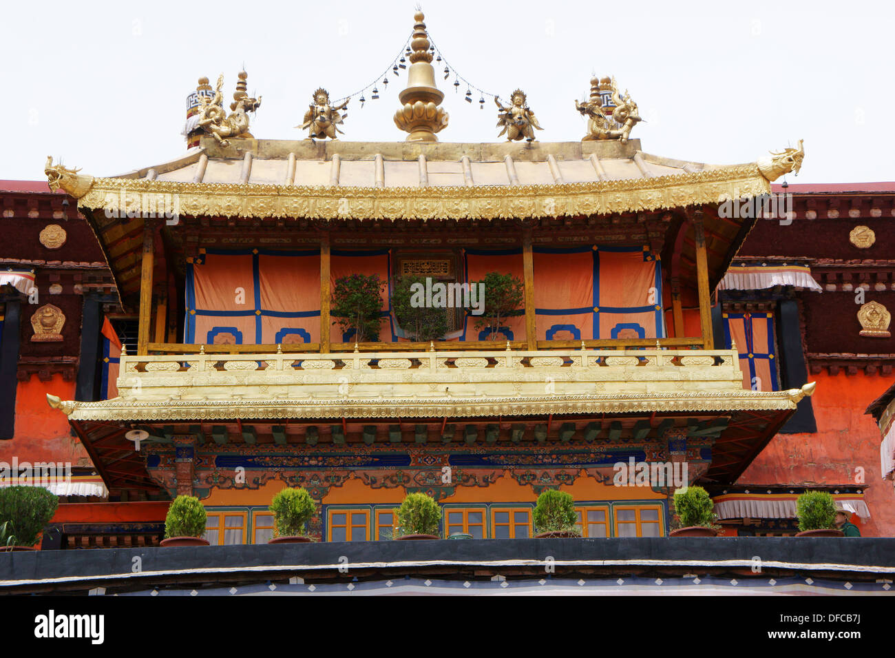 Palais rouge Banque de photographies et d’images à haute résolution - Alamy