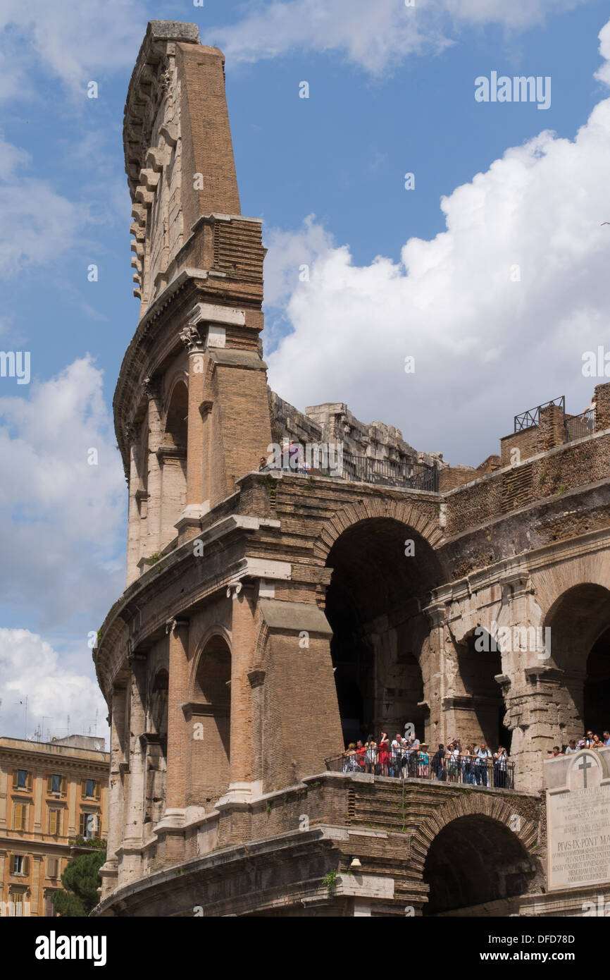 Gladiateurs colisée rome Banque de photographies et d’images à haute résolution - Alamy