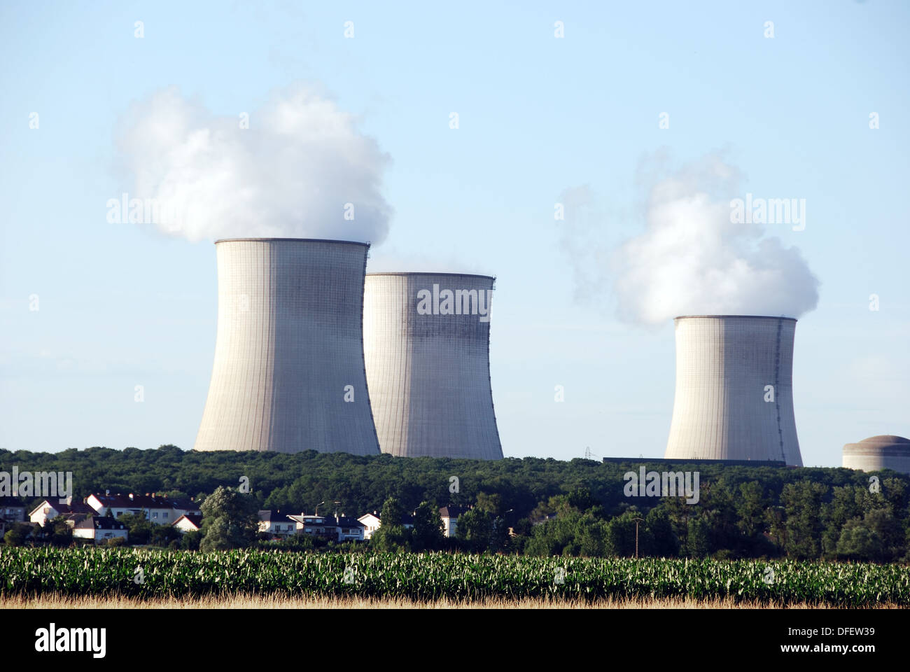 Centrale nucléaire de cattenom Banque de photographies et d’images à haute résolution - Alamy
